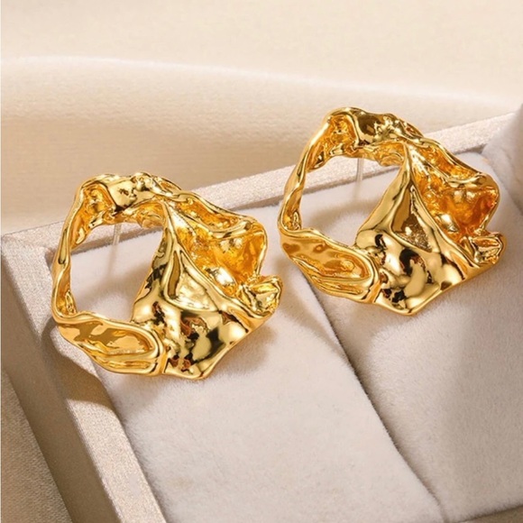 Jewelry | Crumpled Gold Nugget Abstract Annulus Toroid Melting Folded ...